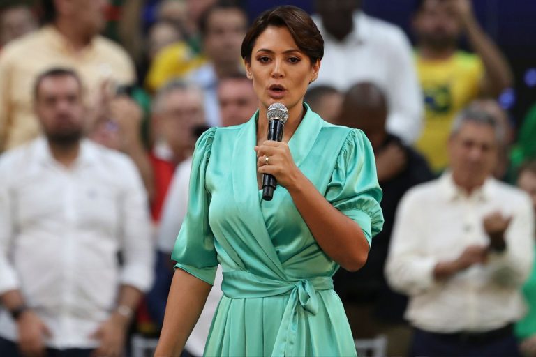 Quem é Michelle Bolsonaro?