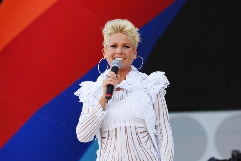 Xuxa completa 60 anos; saiba mais sobre a vida da apresentadora