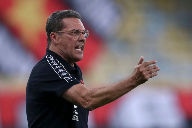 Novo técnico do Corinthians é anunciado: Vanderlei Luxemburgo
