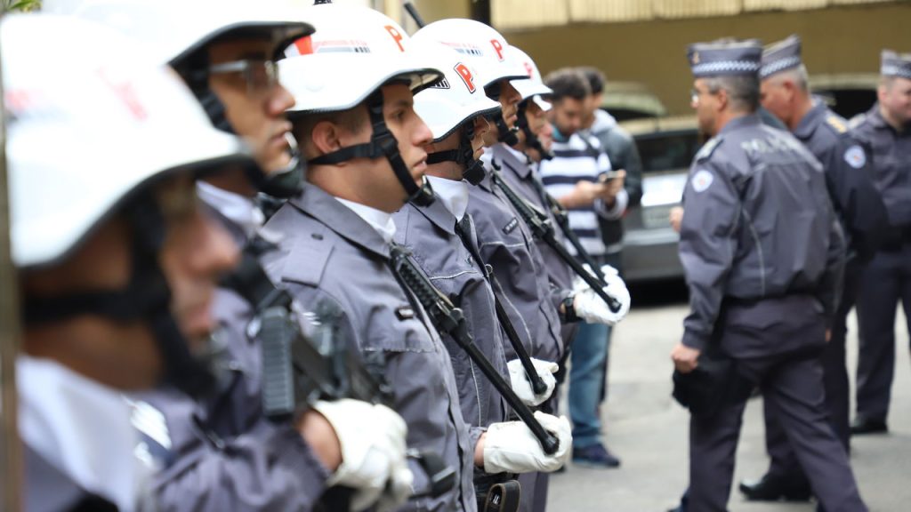 Concurso PM PB: CFO 2025 oferece 30 vagas com salários crescentes!