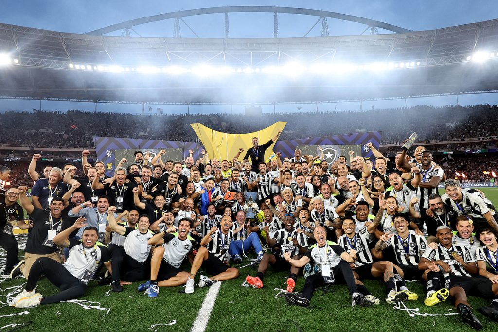 Botafogo define posições e perfil dos reforços para a próxima temporada