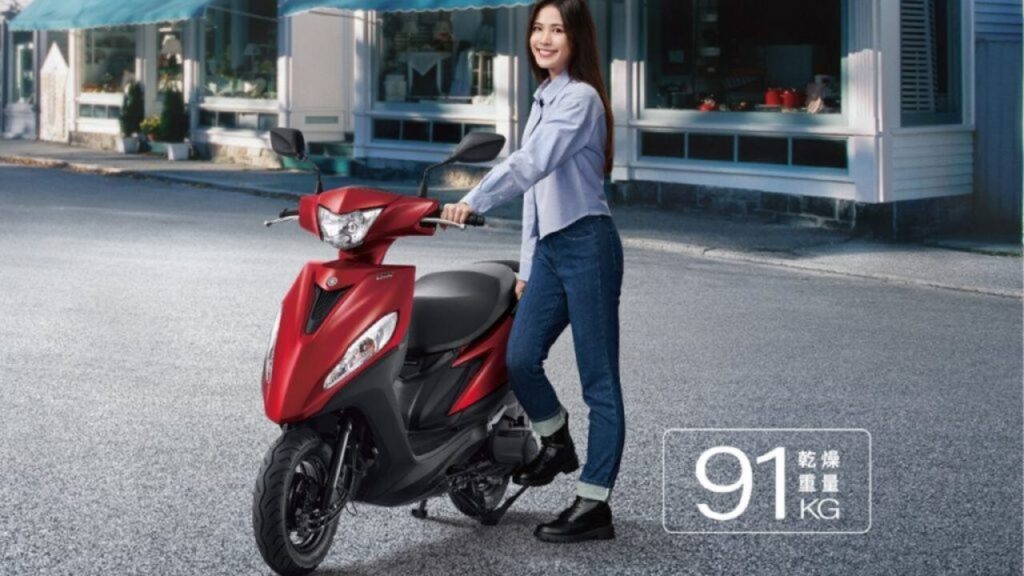 Nova moto da Yamaha faz até 51 km/l e custa menos que R$ 9 mil