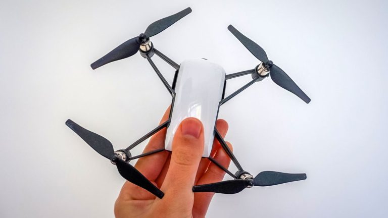 O drone mais prático de 2025 virou o novo queridinho dos viajantes