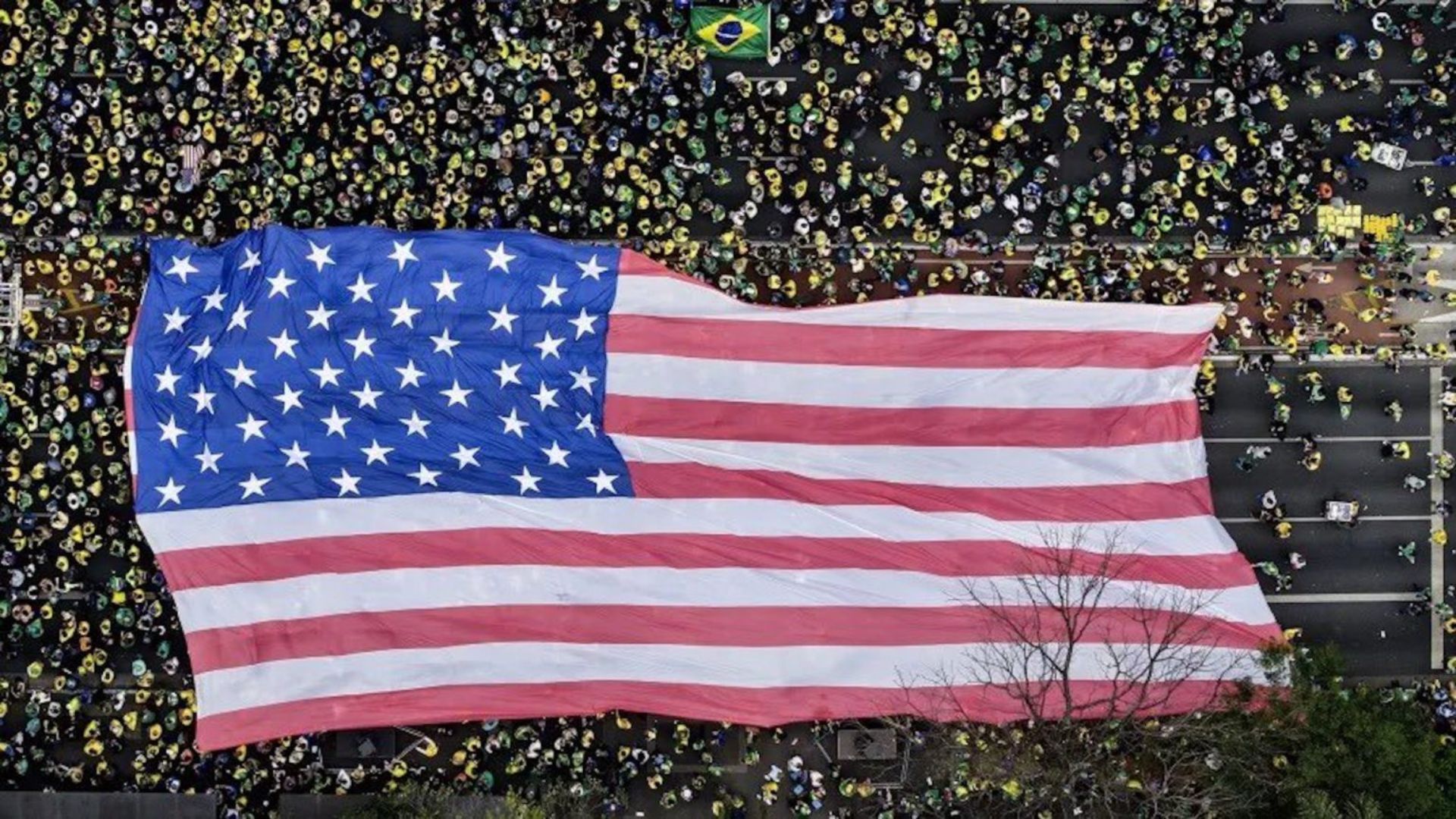 Bandeira dos EUA marca atos de 7 de Setembro e repercute na imprensa ...