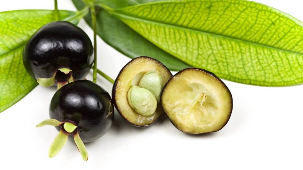 A fruta brasileira que lembra cereja e que ajuda no controle da glicose