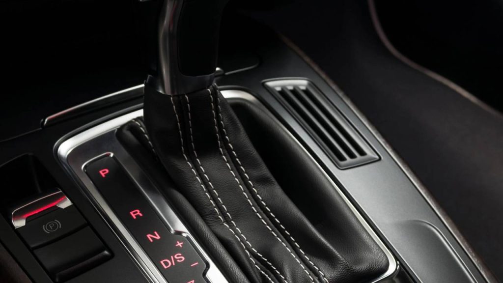 As 5 diferenças reais entre câmbio automático e manual que podem fazer ...