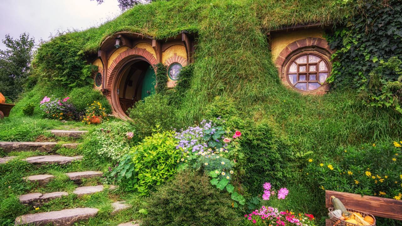 A vila dos hobbits existe: conheça o cenário de cinema que virou ...