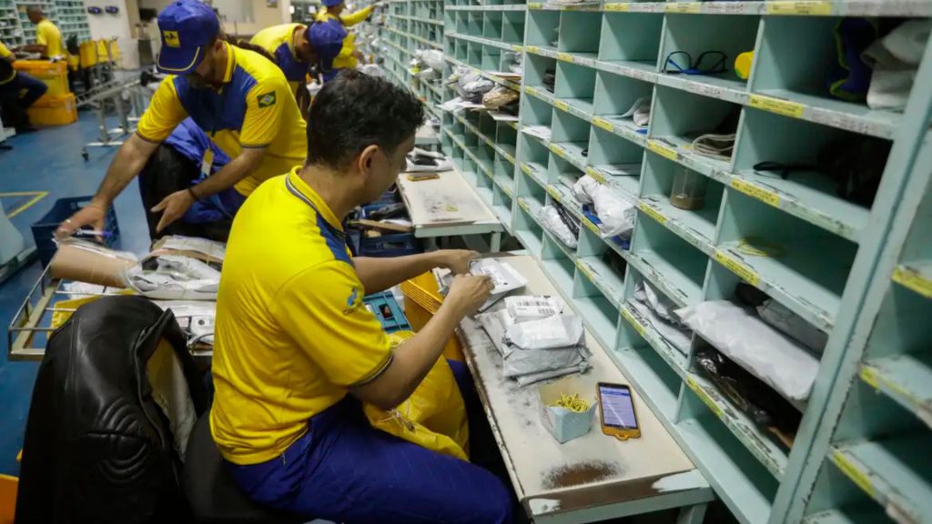 Crise nos Correios: estatal fecha 2025 com perdas de R$ 8,5 bilhões e ...
